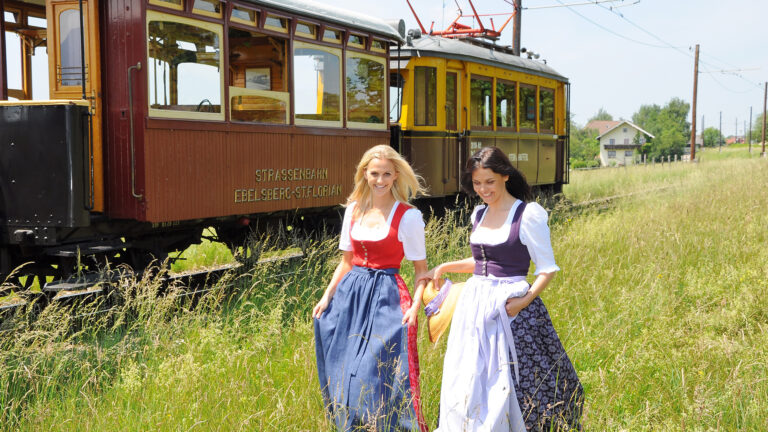 Ganzjahresfahrplan | Attersee-Schifffahrt