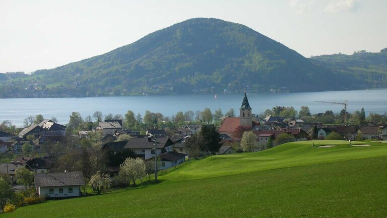 Ganzjahresfahrplan | Attersee-Schifffahrt